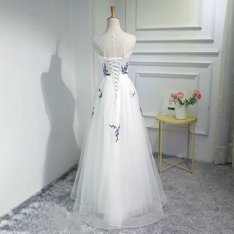 Simple Women Fashion White Embroidery Prom Dress Tulle Long Prom ...