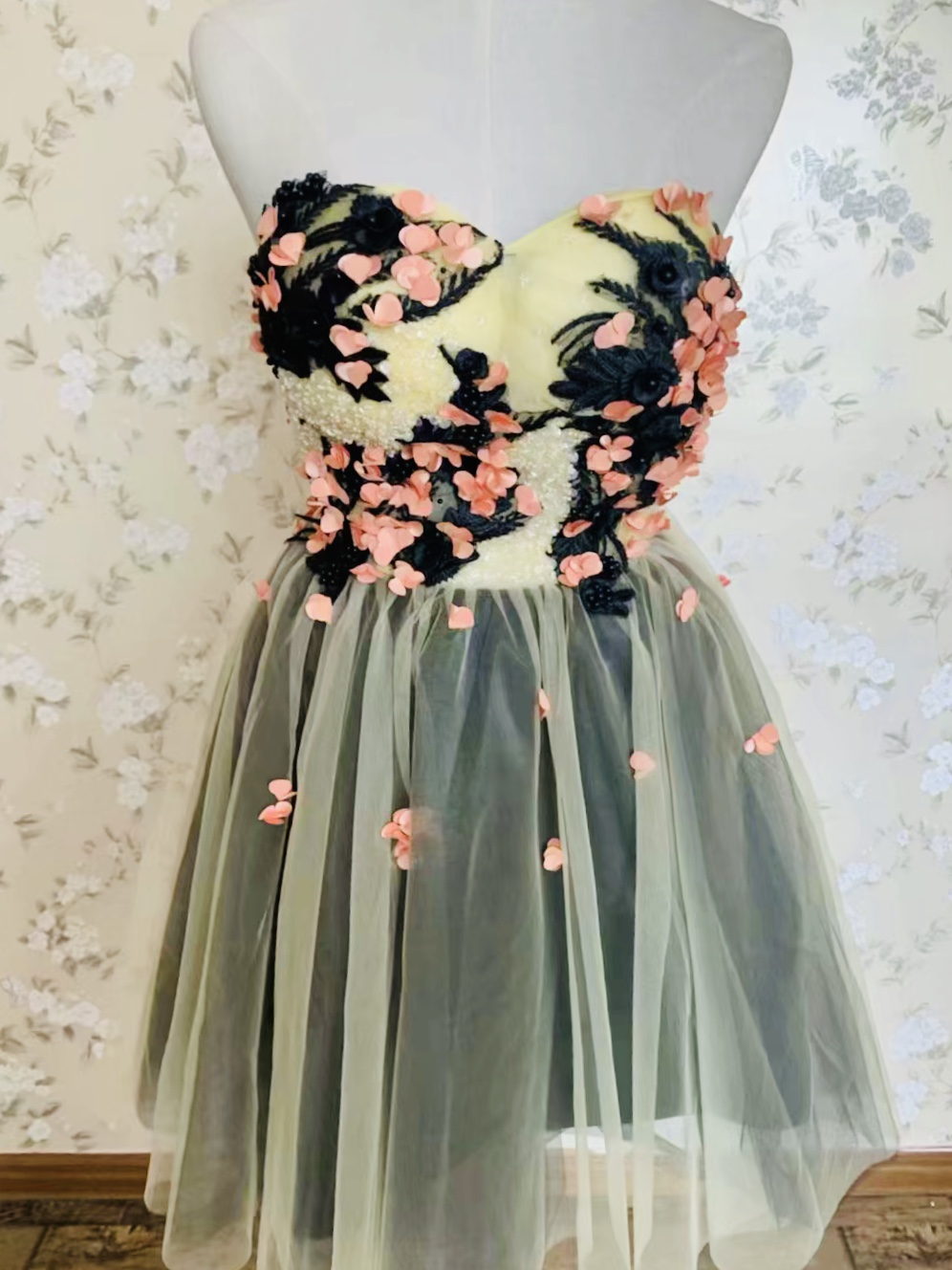 Strapless Prom Dress,yellow Party Dress,homecoming Dress With Applique ...