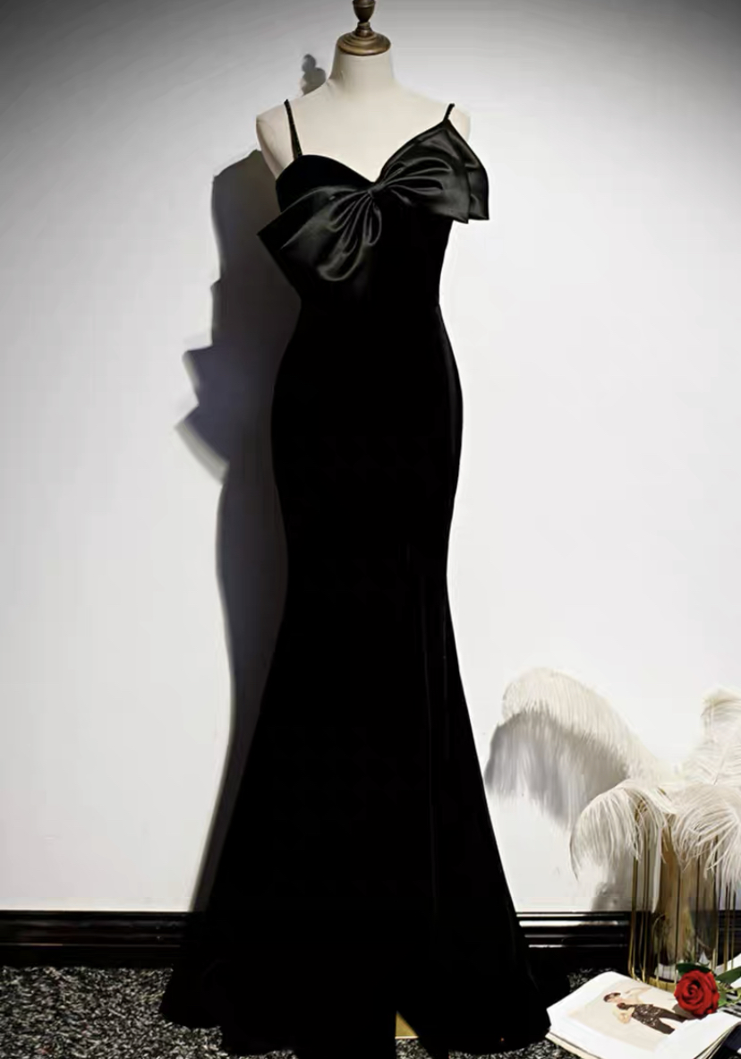 Spaghetti Strap Dress, Temperament Socialite Mermaid Dress, Black Split ...