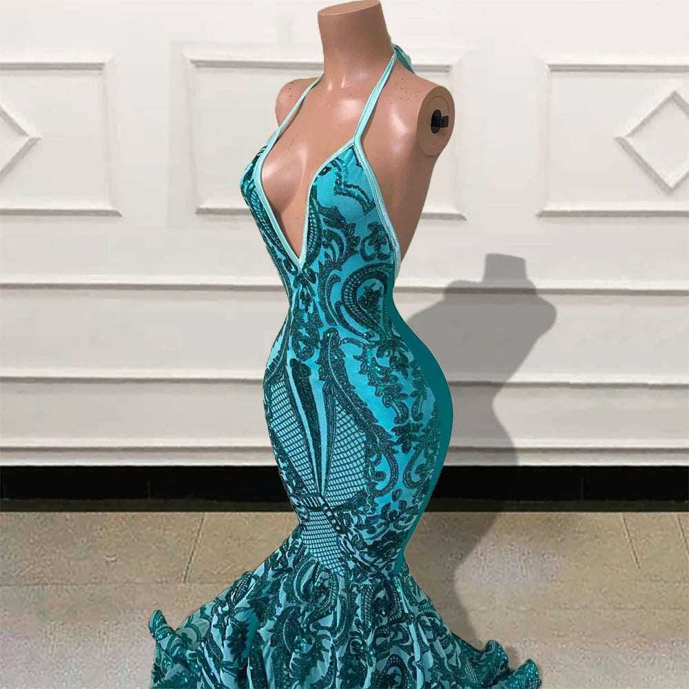 Elegant Backless Mermaid Gown With Lace Detailing on Luulla